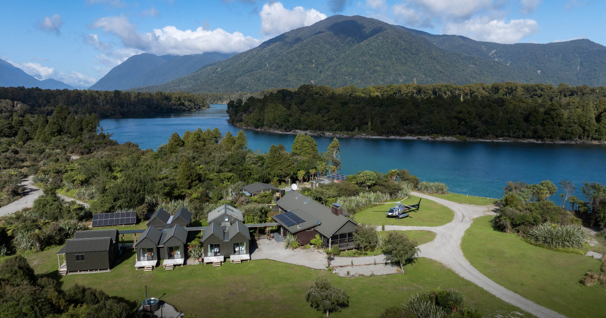 Waitai Lodge | Luxury Fiordland Escape in Hollyford Valley